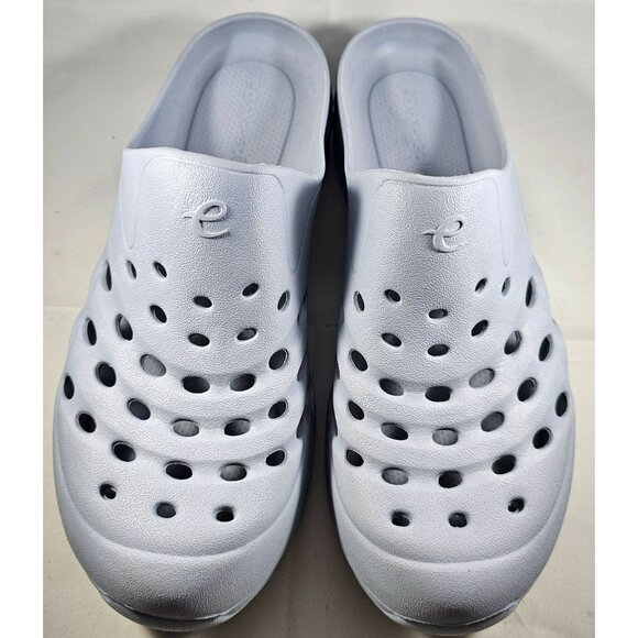 Easy Spirit | Shoes | These Easy Spirit Travelclog Shoes Will Be Your ...